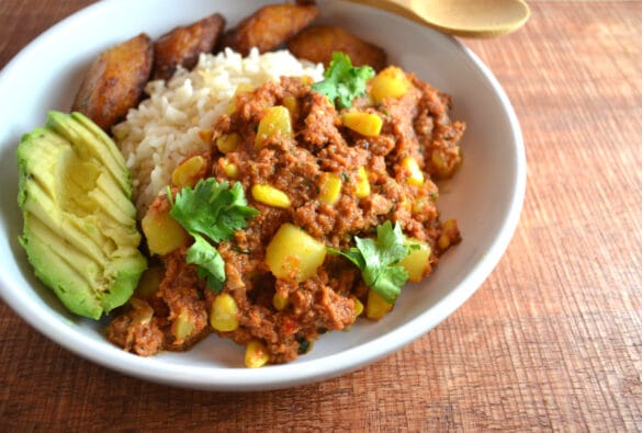 Carne Bif (Puerto Rican Stewed Corned Beef) - Delish D'Lites