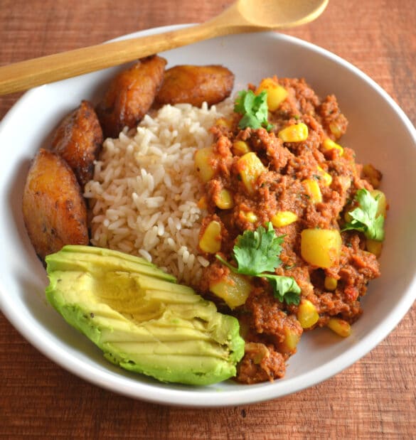 Carne Bif (Puerto Rican Stewed Corned Beef) - Delish D'Lites