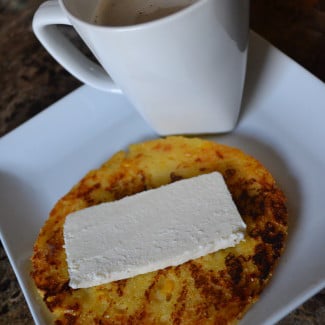 Colombian Arepas de Choclo (Griddled Sweet Corn Cakes) - Delish D'Lites