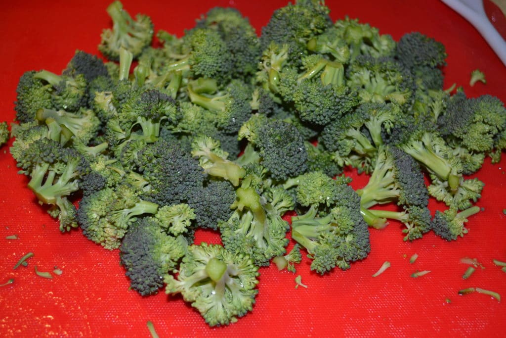 Light and Fit Broccoli Salad - Delish D'Lites