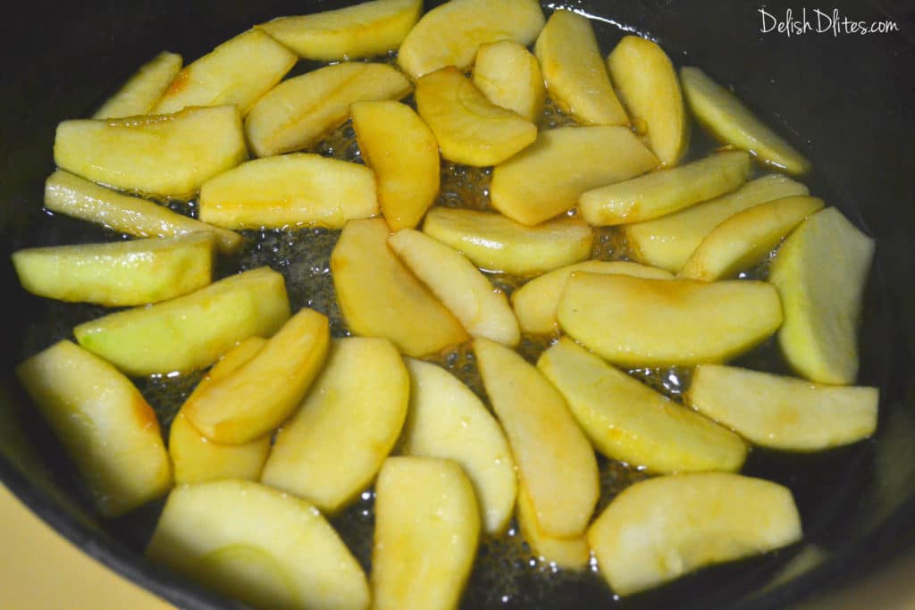 Fried Apples - Delish D'Lites