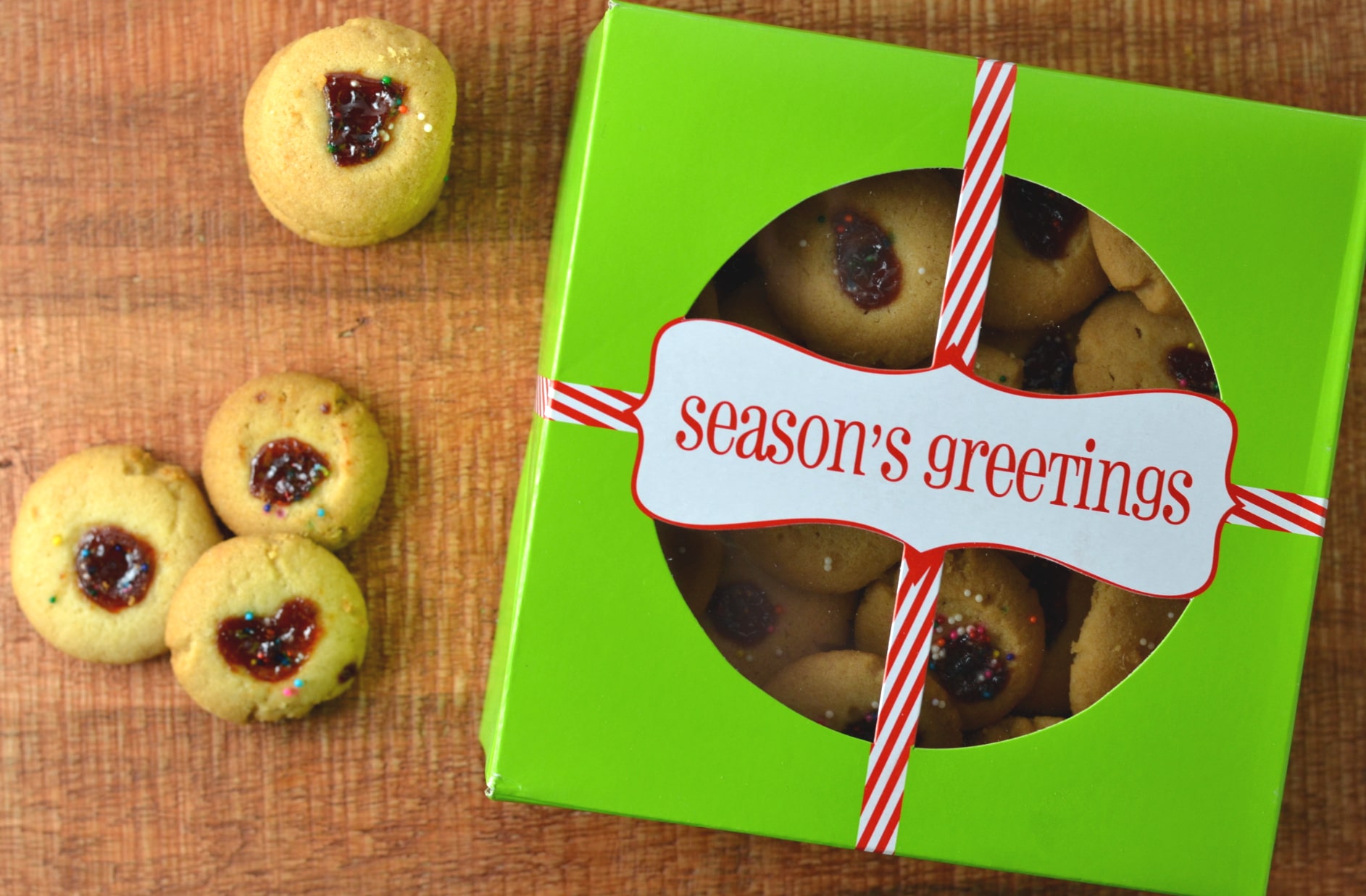 Mantecaditos (Puerto Rican Guava Thumbprint Cookies) - Delish D'Lites