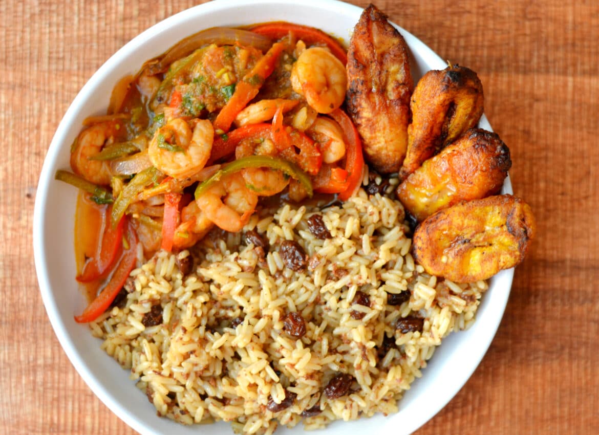 Colombian Arroz Con Coco (Coconut Rice) - Delish D'Lites