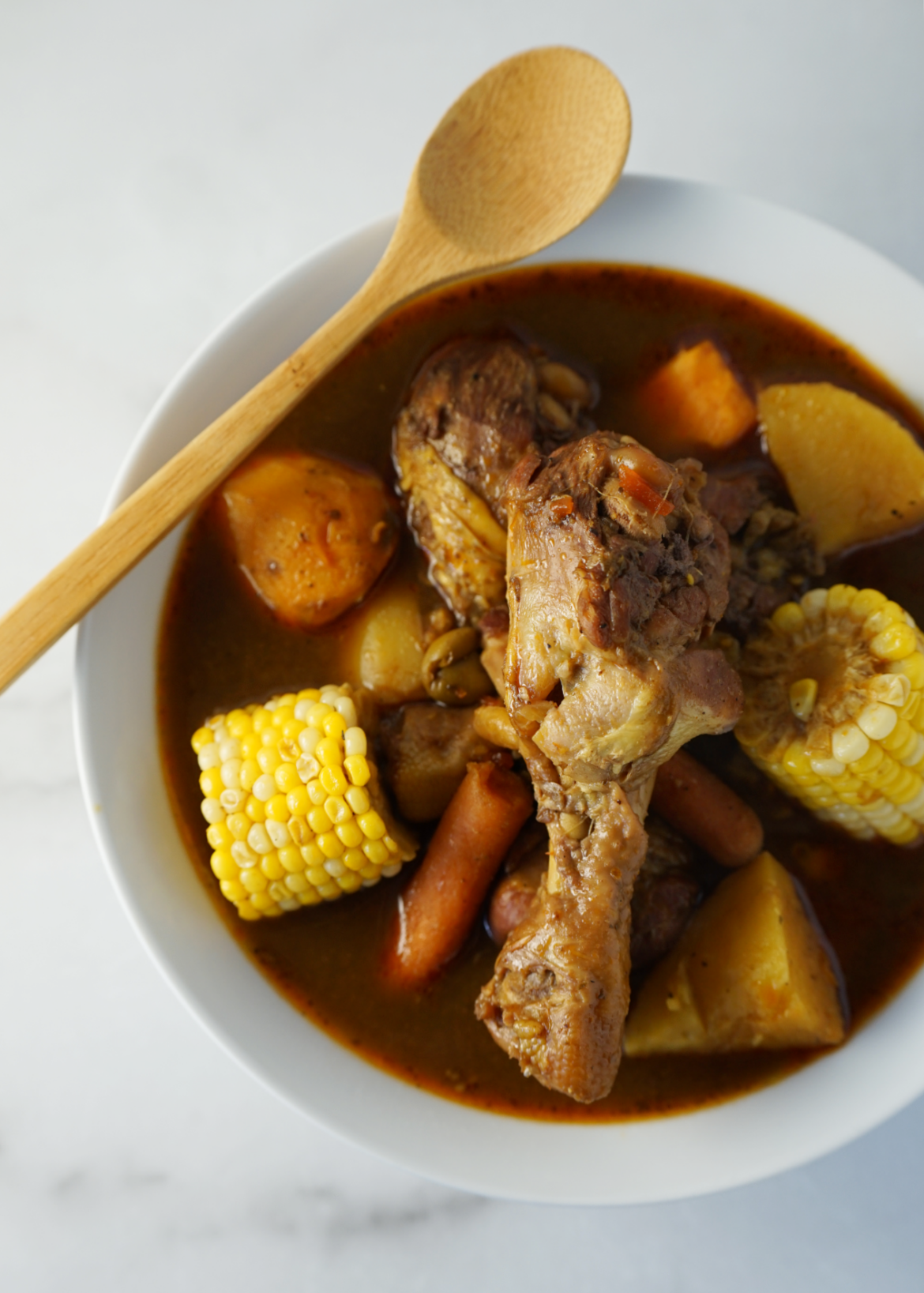 Puerto Rican Pollo Fricase (Chicken Fricassee) - Delish D'Lites