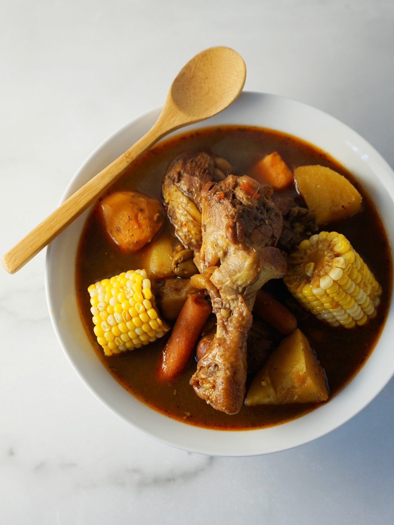 Puerto Rican Pollo Fricase (Chicken Fricassee) - Delish D'Lites