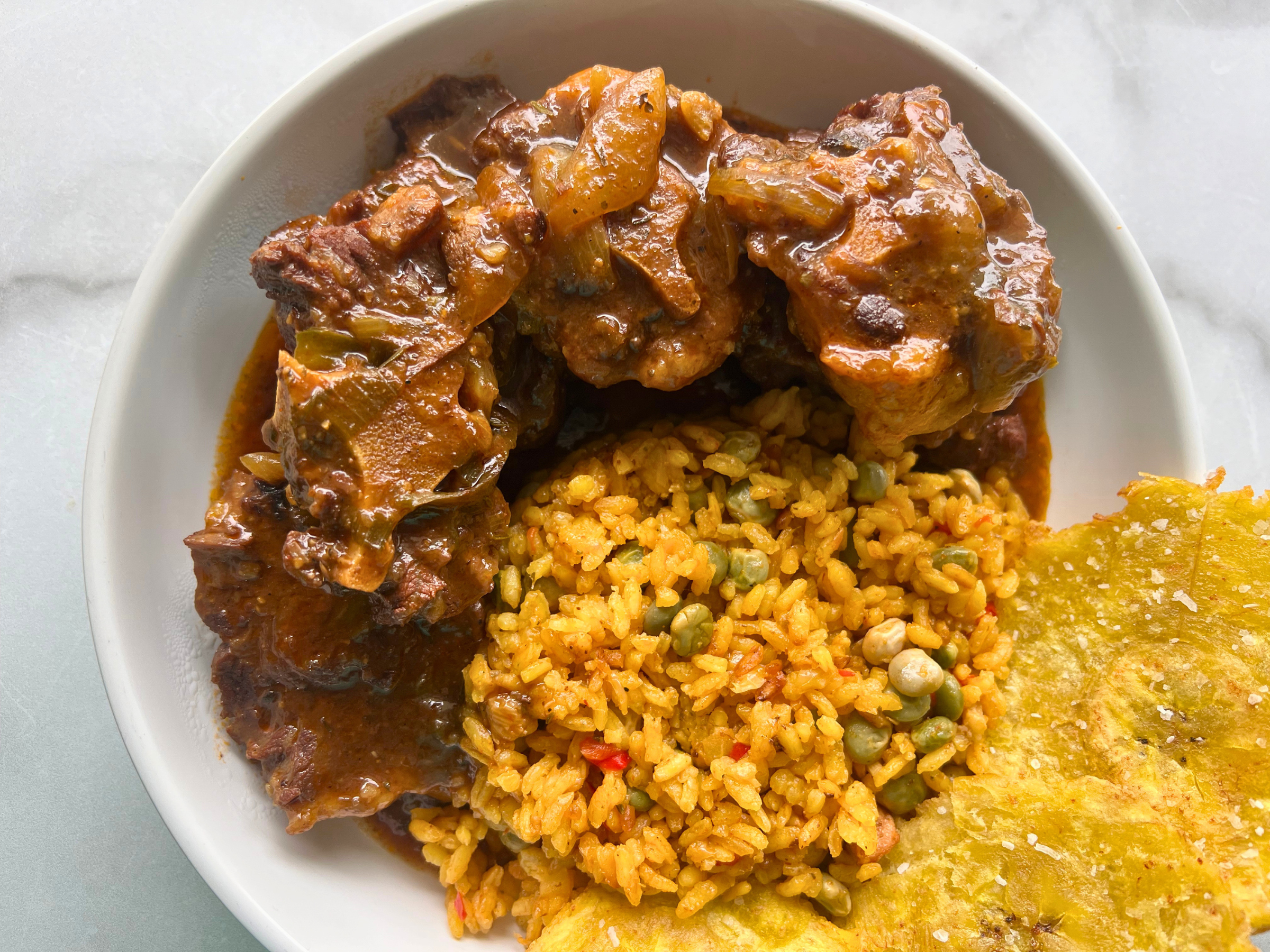 Rabo Guisado (Puerto Rican Stewed Oxtail) - Delish D'Lites